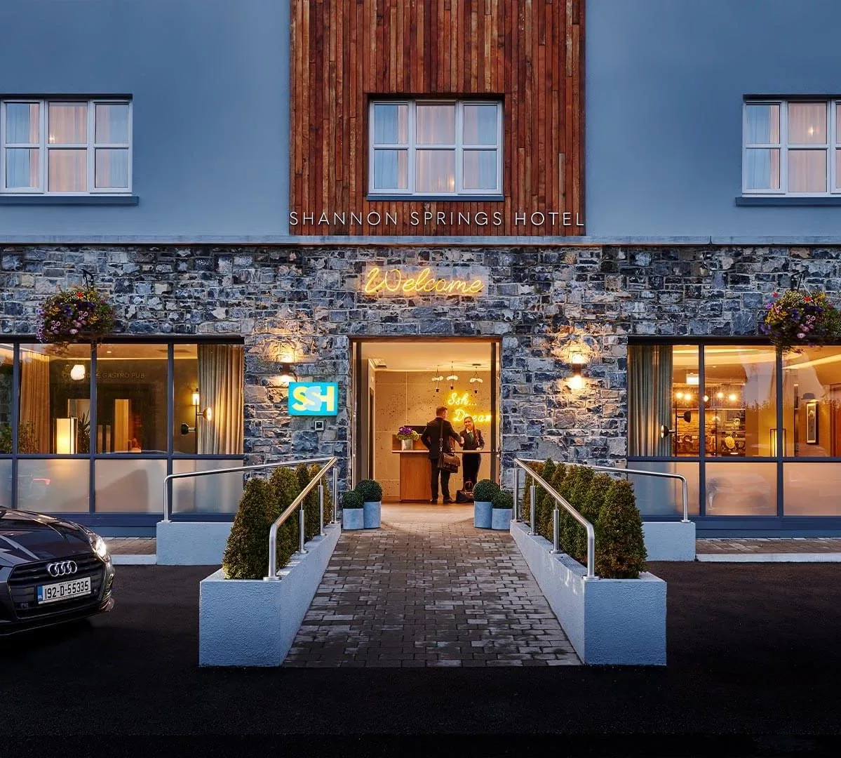 Shannon Springs Hotel | Hotels Near Shannon Airport | 4* Hotel