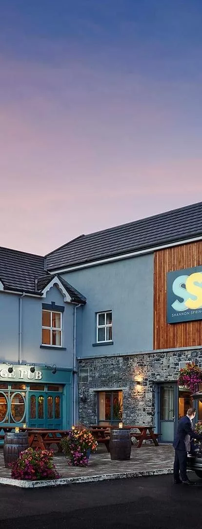Shannon Springs Hotel | Hotels Near Shannon Airport | 4* Hotel